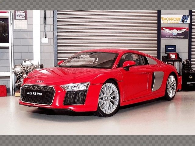 Understanding the Difference Between Diecast and Resin Model Cars